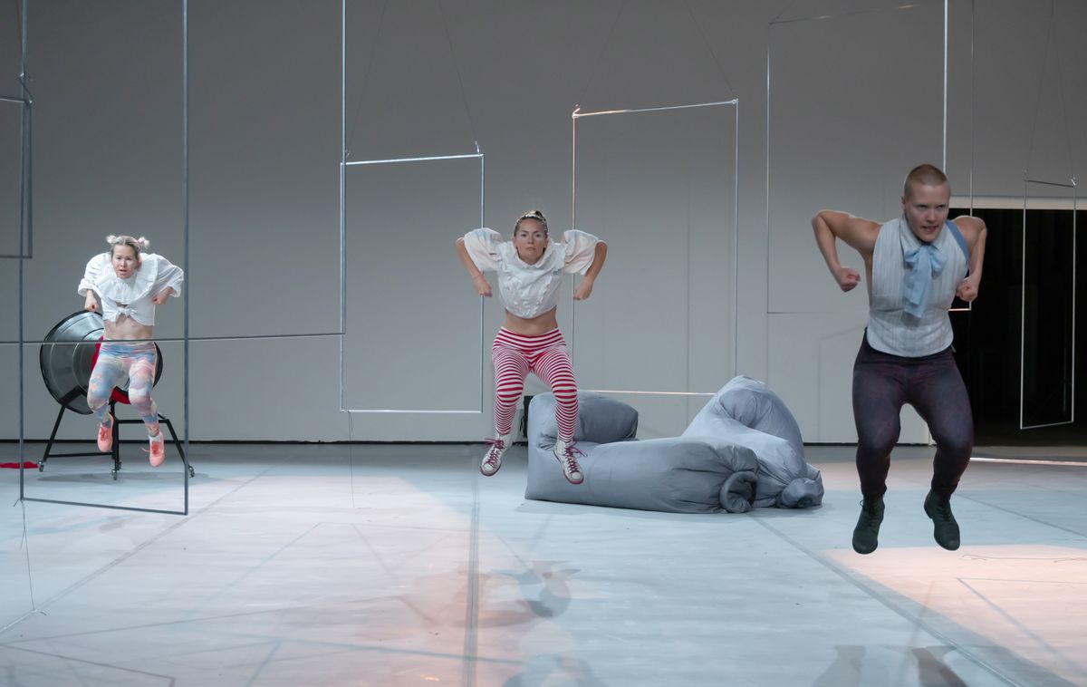 Choreography, Dance, Research, Curating | HZT Berlin